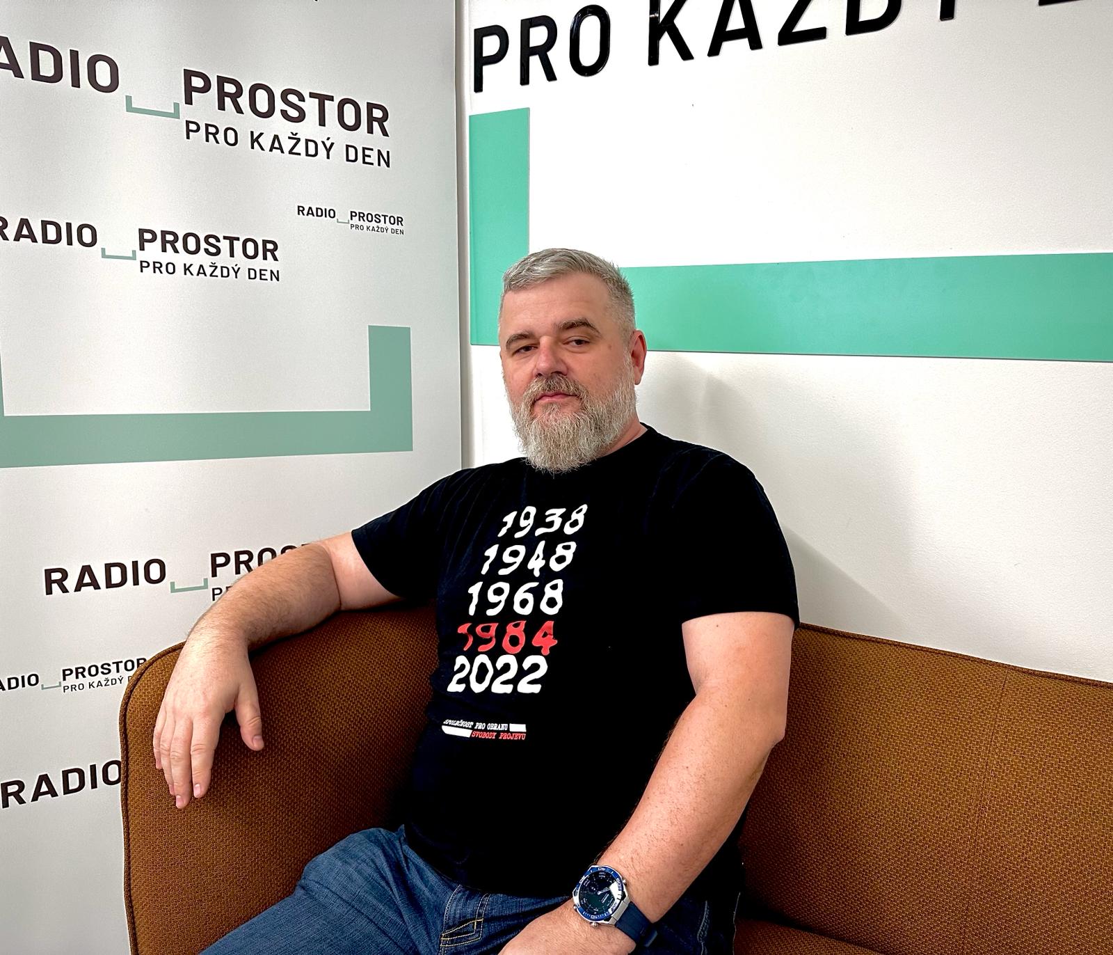 Obrana svobody slova je dneska to stejné, jako šíření dezinformací ...